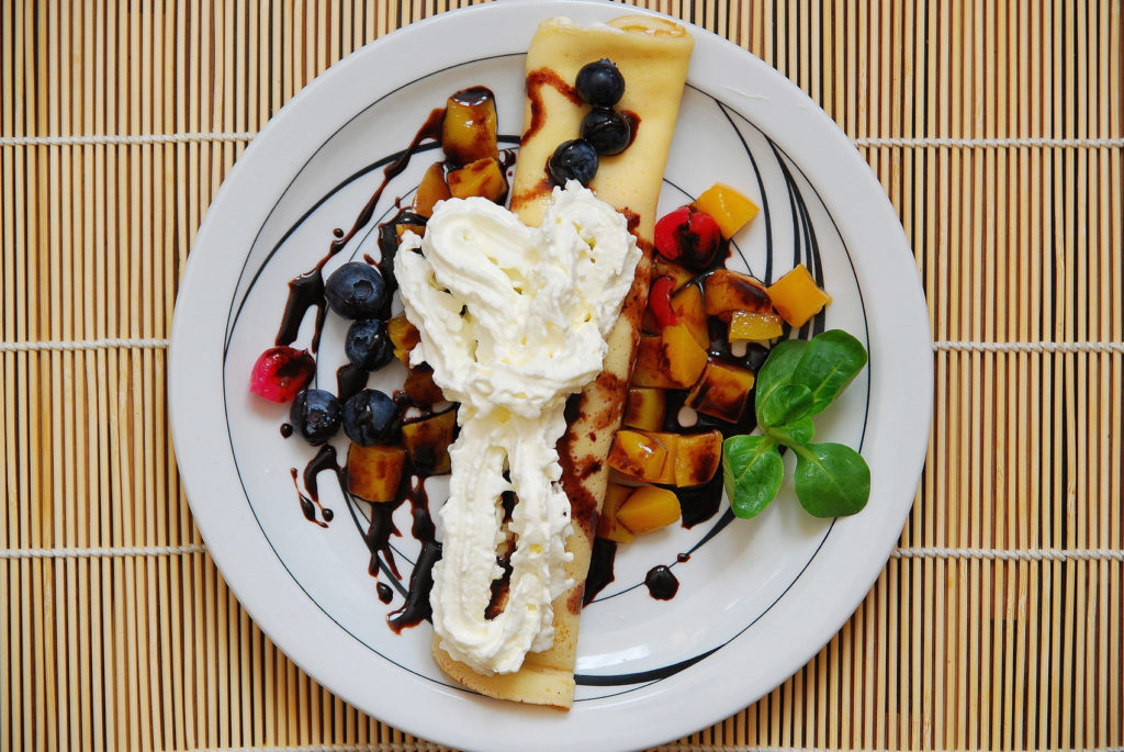 Crepes con nata y fruta - Anker